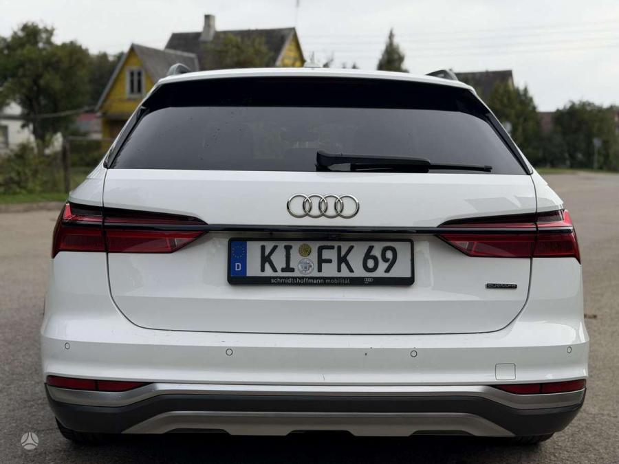 White Audi A6 Allroad 2020 in Rokiskis, with an engine capacity of 2.97 L and mileage of 240 thousand km for 21250 €, photo 12 on AUTOMOTO.COM.LV