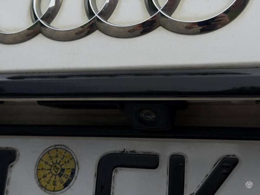 White Audi A6 Allroad 2020 in Rokiskis, with an engine capacity of 2.97 L and mileage of 240 thousand km for 21250 €, photo 18 on AUTOMOTO.COM.LV