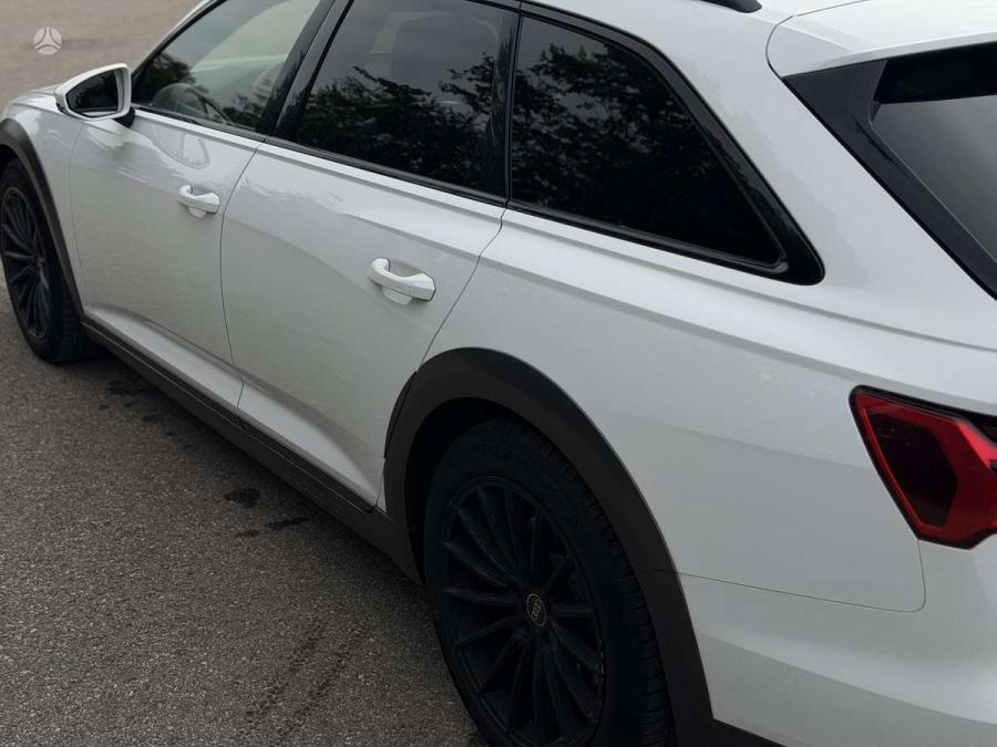 White Audi A6 Allroad 2020 in Rokiskis, with an engine capacity of 2.97 L and mileage of 240 thousand km for 21250 €, photo 20 on AUTOMOTO.COM.LV