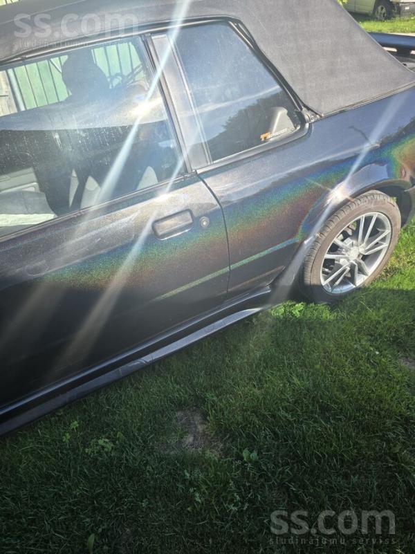 Melns Audi A6 1990 Valmiera, ar dzinēja tilpumu 1.30 L un nobraukumu 0 tūkst. km par 2200 €, foto 2 vietnē AUTOMOTO.COM.LV