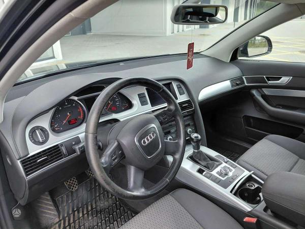 Black Audi A6 2010 in Vilnius, with an engine capacity of 2.70 L and mileage of 417 thousand km for 3800 €, photo 8 on AUTOMOTO.COM.LV