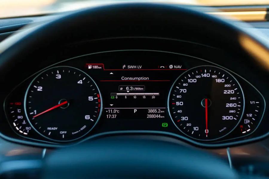 Melns Audi A6 2016 Rīga, ar dzinēja tilpumu 2.00 L un nobraukumu 288 tūkst. km par 12995 €, foto 11 vietnē AUTOMOTO.COM.LV