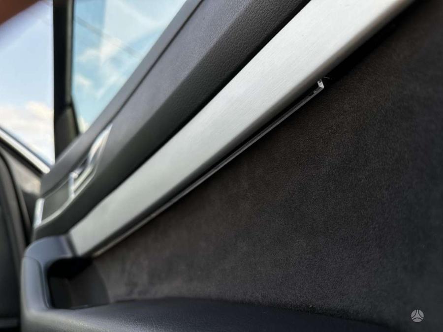 Black Audi A6 2010 in Vilnius, with an engine capacity of 2.97 L and mileage of 260 thousand km for 7150 €, photo 20 on AUTOMOTO.COM.LV