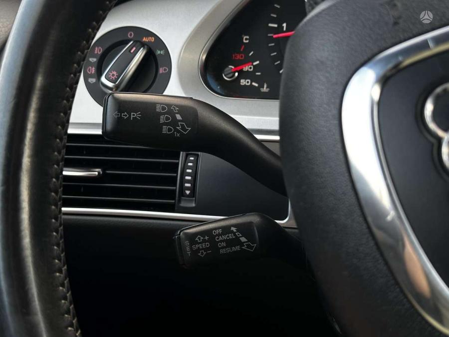 Black Audi A6 2010 in Vilnius, with an engine capacity of 2.97 L and mileage of 260 thousand km for 7150 €, photo 40 on AUTOMOTO.COM.LV