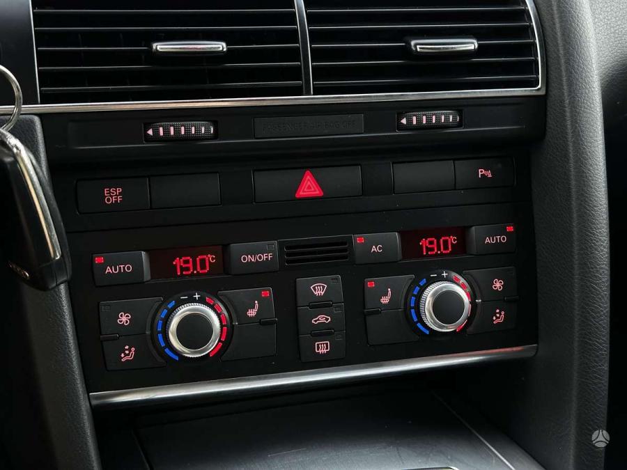 Black Audi A6 2010 in Vilnius, with an engine capacity of 2.97 L and mileage of 260 thousand km for 7150 €, photo 51 on AUTOMOTO.COM.LV