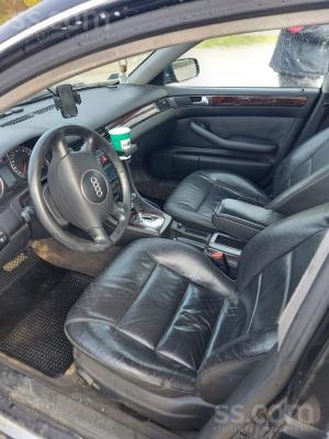 Black Audi A6 2002 in Riga, with an engine capacity of 2.50 L and mileage of 279 thousand km for 400 €, photo 5 on AUTOMOTO.COM.LV