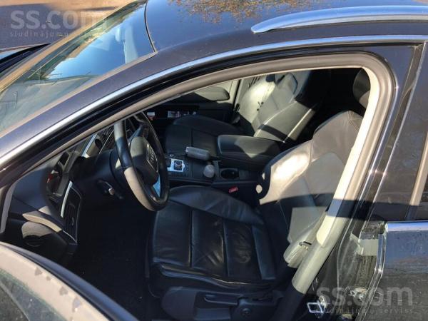 Melns Audi A6 2007 Daugavpils, ar dzinēja tilpumu 2.70 L un nobraukumu 260 tūkst. km par 3100 €, foto 1 vietnē AUTOMOTO.COM.LV