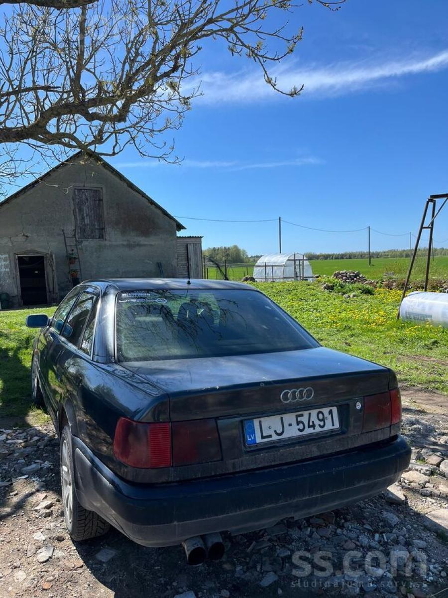 Melns Audi A6 1995 Ventspils, ar dzinēja tilpumu 2.50 L un nobraukumu 630 tūkst. km par 1200 €, foto 3 vietnē AUTOMOTO.COM.LV