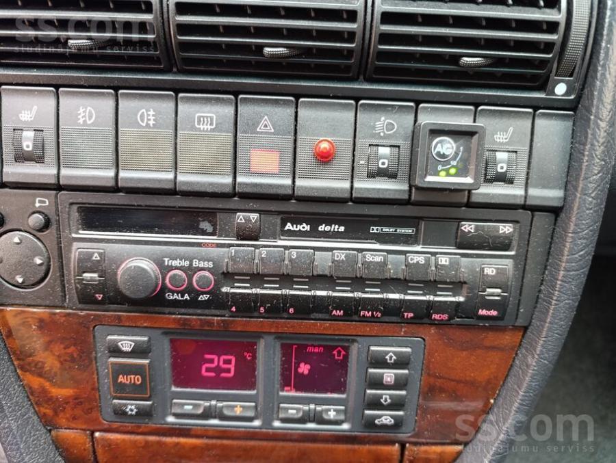 Black Audi A6 1996 in Balvi, with an engine capacity of 2.60 L and mileage of 254 thousand km for 4900 €, photo 8 on AUTOMOTO.COM.LV