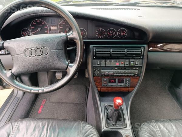 Black Audi A6 1996 in Balvi, with an engine capacity of 2.60 L and mileage of 254 thousand km for 4900 €, photo 8 on AUTOMOTO.COM.LV