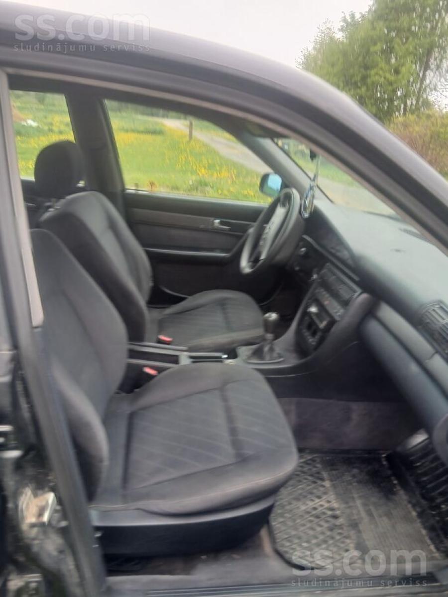 Black Audi A6 1996 in Bauska, with an engine capacity of 2.50 L and mileage of 0 thousand km for 1550 €, photo 4 on AUTOMOTO.COM.LV