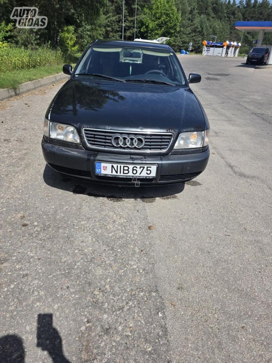 Black Audi A6 1996 in Varena, with an engine capacity of 2.50 L and mileage of 400 thousand km for 650 €, photo 1 on AUTOMOTO.COM.LV