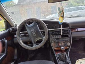 Black Audi A6 1996 in Kursenai, with an engine capacity of 2.46 L and mileage of 800 thousand km for 450 €, photo 6 on AUTOMOTO.COM.LV