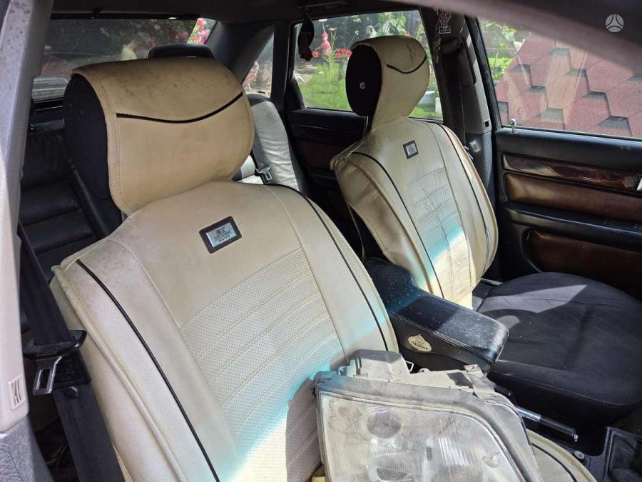 Black Audi A6 1996 in Kursenai, with an engine capacity of 2.46 L and mileage of 800 thousand km for 450 €, photo 7 on AUTOMOTO.COM.LV