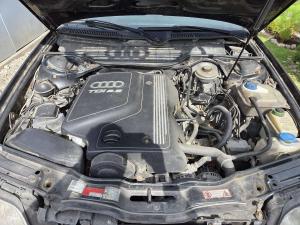 Black Audi A6 1996 in Kursenai, with an engine capacity of 2.46 L and mileage of 800 thousand km for 450 €, photo 8 on AUTOMOTO.COM.LV