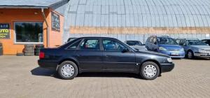 Melns Audi A6 1997 Valmiera, ar dzinēja tilpumu 2.00 L un nobraukumu 270 tūkst. km par 1400 €, foto 3 vietnē AUTOMOTO.COM.LV