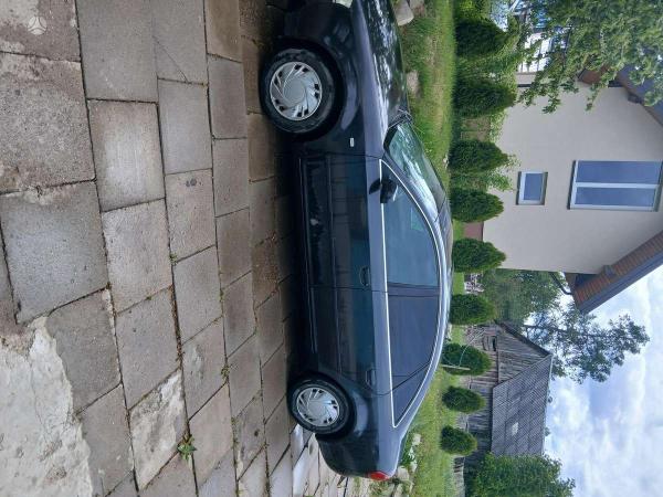 Melns Audi A6 1997 Viļņa, ar dzinēja tilpumu 1.90 L un nobraukumu 4 tūkst. km par 800 €, foto 7 vietnē AUTOMOTO.COM.LV