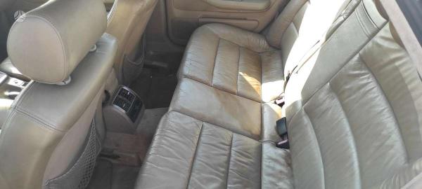 Black Audi A6 1997 in Panevezys, with an engine capacity of 1.90 L and mileage of 331 thousand km for 450 €, photo 6 on AUTOMOTO.COM.LV