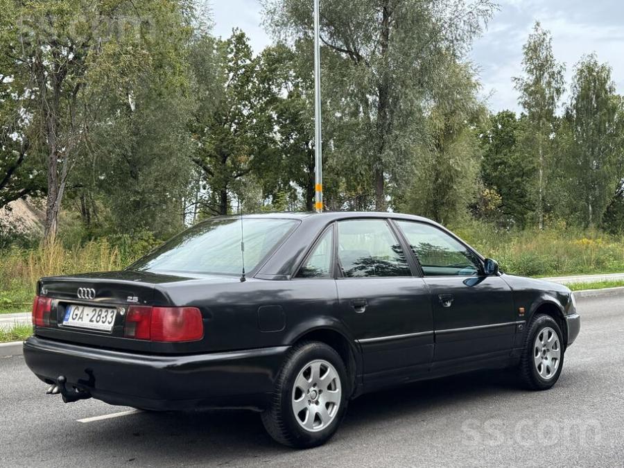 Melns Audi A6 1997 Jelgava, ar dzinēja tilpumu 2.50 L un nobraukumu 373 tūkst. km par 1850 €, foto 7 vietnē AUTOMOTO.COM.LV