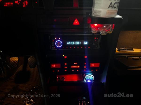Черный Ауди А6 1998 в Таллин, объемом двигателя 1.80 л и пробегом 311 тыс. км за 1000 €, фото 11 на AUTOMOTO.COM.LV