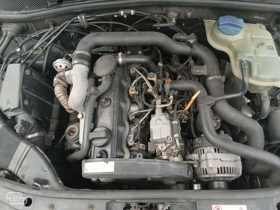 Black Audi A6 1998 in Vilnius, with an engine capacity of 1.90 L and mileage of 472 thousand km for 800 €, photo 11 on AUTOMOTO.COM.LV