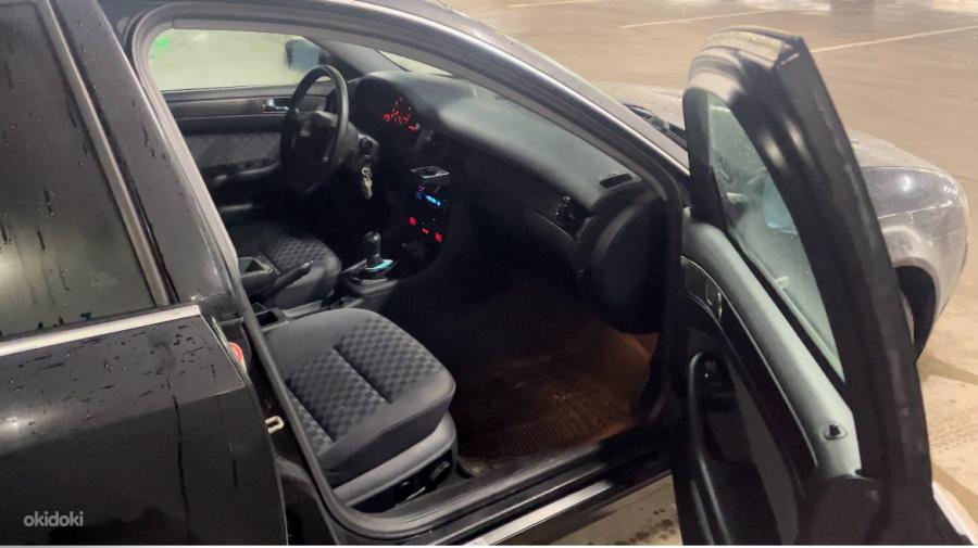 Melns Audi A6 1998 Tallina, ar dzinēja tilpumu 0.00 L un nobraukumu 309 tūkst. km par 900 €, foto 9 vietnē AUTOMOTO.COM.LV