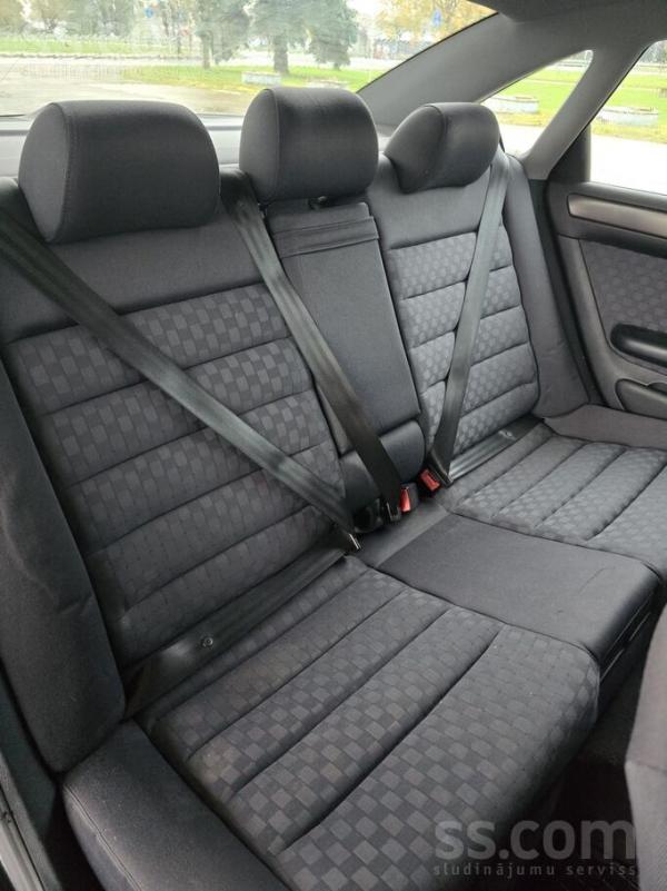 Melns Audi A6 1998 Ogre, ar dzinēja tilpumu 2.40 L un nobraukumu 253 tūkst. km par 2000 €, foto 9 vietnē AUTOMOTO.COM.LV