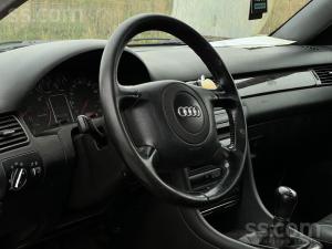 Melns Audi A6 1999 Rēzekne, ar dzinēja tilpumu 1.80 L un nobraukumu 354 tūkst. km par 1490 €, foto 7 vietnē AUTOMOTO.COM.LV