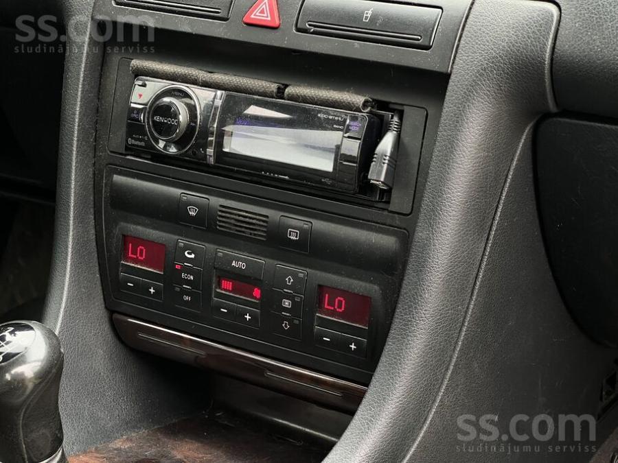 Melns Audi A6 1999 Rēzekne, ar dzinēja tilpumu 1.80 L un nobraukumu 354 tūkst. km par 1490 €, foto 10 vietnē AUTOMOTO.COM.LV