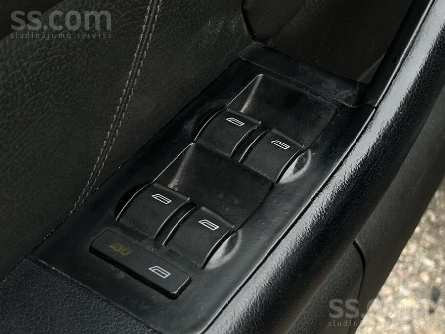 Melns Audi A6 1999 Rēzekne, ar dzinēja tilpumu 1.80 L un nobraukumu 354 tūkst. km par 1490 €, foto 11 vietnē AUTOMOTO.COM.LV