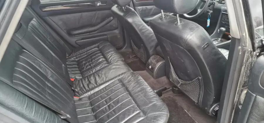 Melns Audi A6 2000 Valmiera, ar dzinēja tilpumu 2.50 L un nobraukumu 495 tūkst. km par 850 €, foto 11 vietnē AUTOMOTO.COM.LV