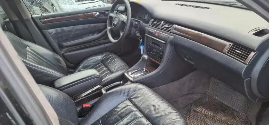 Black Audi A6 2000 in Valmiera, with an engine capacity of 2.50 L and mileage of 488 thousand km for 1250 €, photo 10 on AUTOMOTO.COM.LV