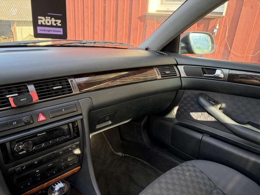 Melns Audi A6 2000 Elektrėnai, ar dzinēja tilpumu 2.50 L un nobraukumu 297 tūkst. km par 1000 €, foto 9 vietnē AUTOMOTO.COM.LV