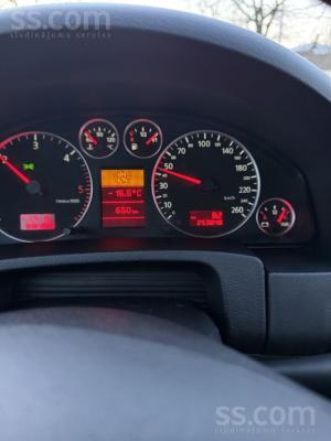 Черный Ауди А6 2000 в Елгава, объемом двигателя 1.80 л и пробегом 254 тыс. км за 2550 €, фото 12 на AUTOMOTO.COM.LV