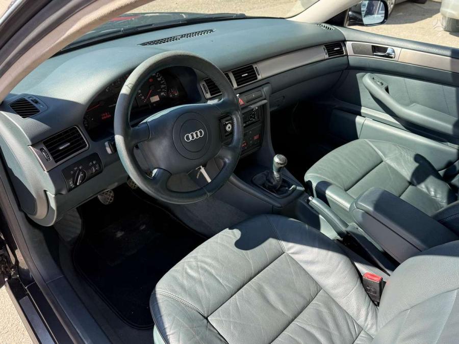 Melns Audi A6 2001 Utena, ar dzinēja tilpumu 1.90 L un nobraukumu 268 tūkst. km par 3350 €, foto 12 vietnē AUTOMOTO.COM.LV