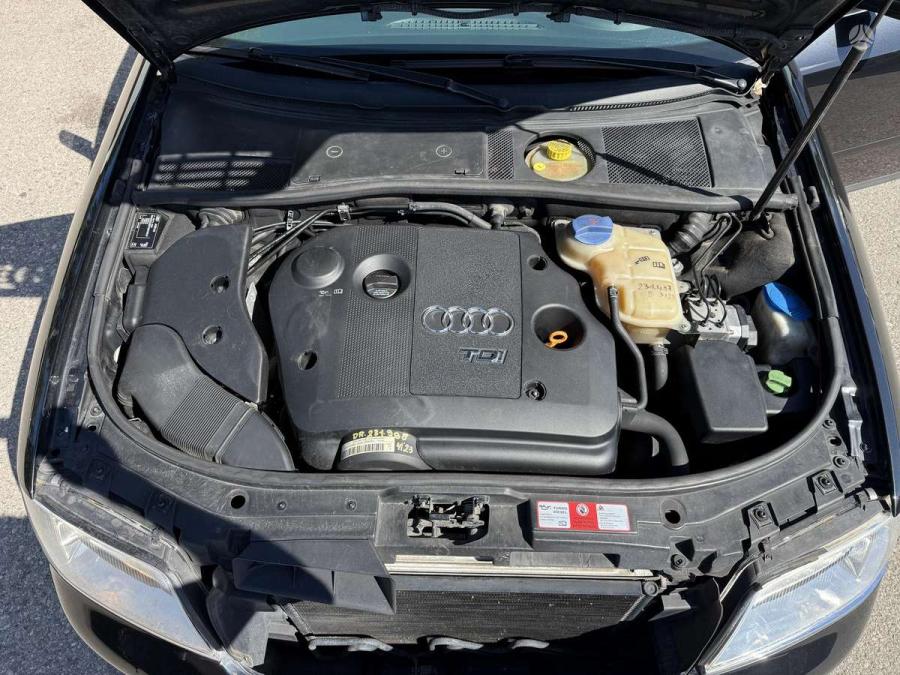 Melns Audi A6 2001 Utena, ar dzinēja tilpumu 1.90 L un nobraukumu 268 tūkst. km par 3350 €, foto 19 vietnē AUTOMOTO.COM.LV