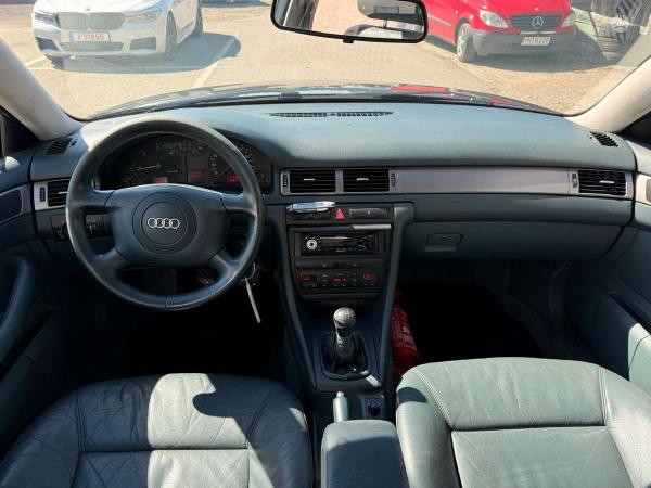 Черный Ауди А6 2001 в Утена, объемом двигателя 1.90 л и пробегом 268 тыс. км за 3299 €, фото 11 на AUTOMOTO.COM.LV