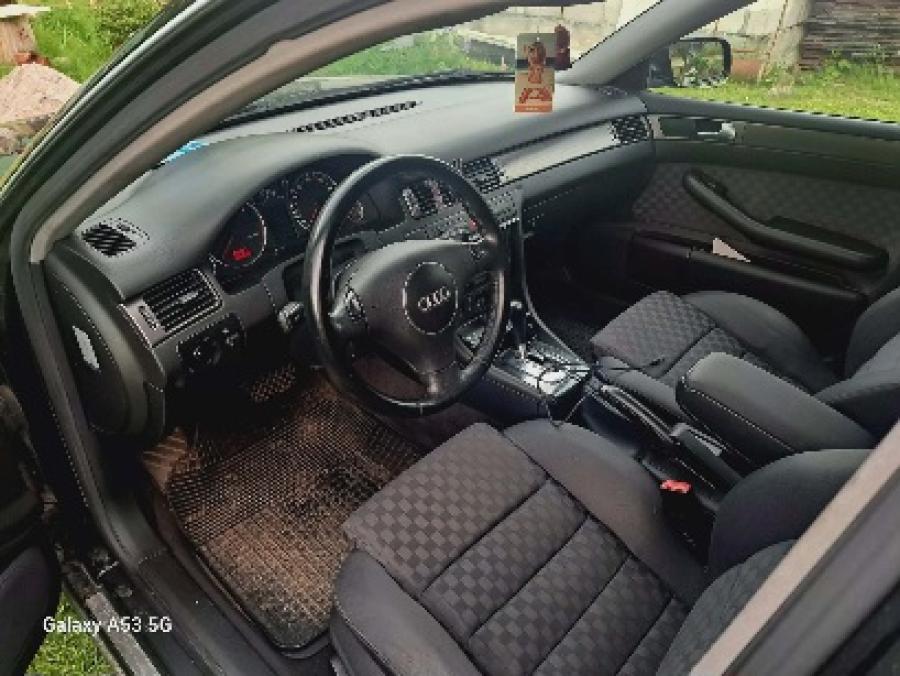 Черный Ауди А6 2002 в Пярну, объемом двигателя 2.50 л и пробегом 224 тыс. км за 2400 €, фото 3 на AUTOMOTO.COM.LV