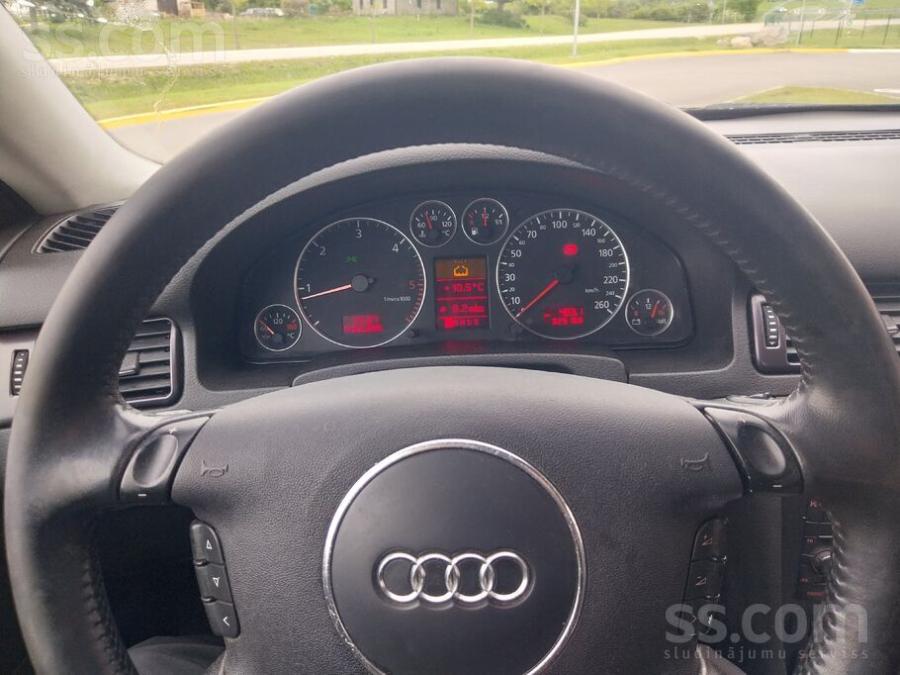 Melns Audi A6 2003 Rīga, ar dzinēja tilpumu 2.50 L un nobraukumu 329 tūkst. km par 2000 €, foto 9 vietnē AUTOMOTO.COM.LV