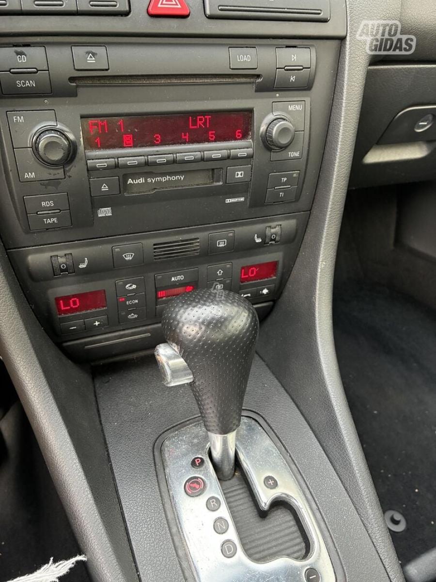 Black Audi A6 2003 in Kaunas, with an engine capacity of 3.00 L and mileage of 285 thousand km for 1700 €, photo 11 on AUTOMOTO.COM.LV