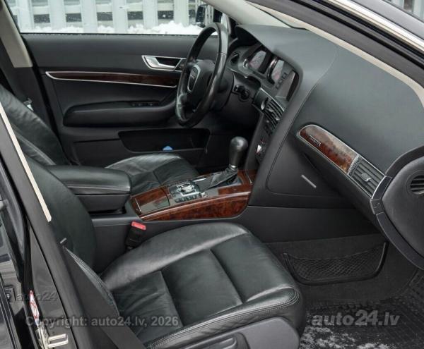 Melns Audi A6 2004 Tallina, ar dzinēja tilpumu 3.10 L un nobraukumu 310 tūkst. km par 1999 €, foto 5 vietnē AUTOMOTO.COM.LV