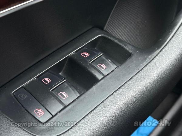 Melns Audi A6 2004 Tallina, ar dzinēja tilpumu 3.10 L un nobraukumu 310 tūkst. km par 1999 €, foto 11 vietnē AUTOMOTO.COM.LV