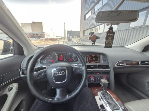 Black Audi A6 2004 in Kaunas, with an engine capacity of 3.00 L and mileage of 342 thousand km for 3200 €, photo 1 on AUTOMOTO.COM.LV