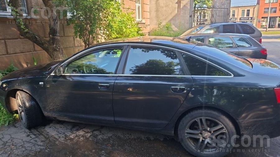 Melns Audi A6 2004 Rīga, ar dzinēja tilpumu 2.70 L un nobraukumu 282 tūkst. km par 3050 €, foto 11 vietnē AUTOMOTO.COM.LV