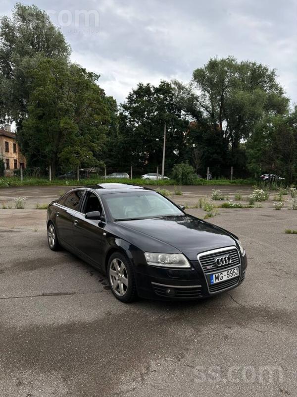Black Audi A6 2004 in Riga, with an engine capacity of 3.00 L and mileage of 341 thousand km for 2500 €, photo 3 on AUTOMOTO.COM.LV