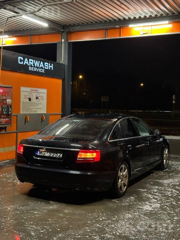 Black Audi A6 2004 in Riga, with an engine capacity of 3.00 L and mileage of 341 thousand km for 2500 €, photo 4 on AUTOMOTO.COM.LV
