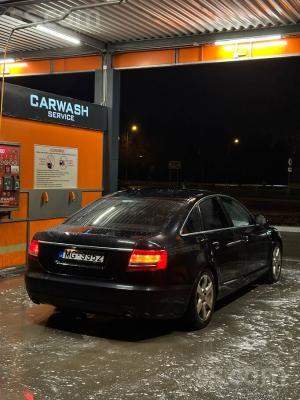 Black Audi A6 2004 in Riga, with an engine capacity of 3.00 L and mileage of 341 thousand km for 2500 €, photo 5 on AUTOMOTO.COM.LV