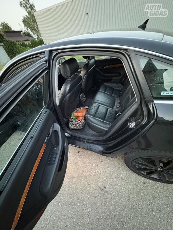 Melns Audi A6 2004 Akmenė, ar dzinēja tilpumu 3.20 L un nobraukumu 420 tūkst. km par 1500 €, foto 10 vietnē AUTOMOTO.COM.LV