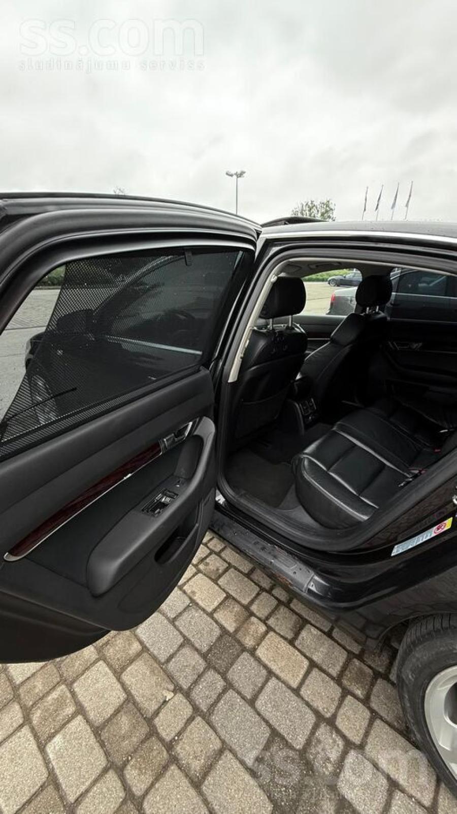 Black Audi A6 2004 in Rezekne, with an engine capacity of 3.00 L and mileage of 355 thousand km for 3100 €, photo 12 on AUTOMOTO.COM.LV