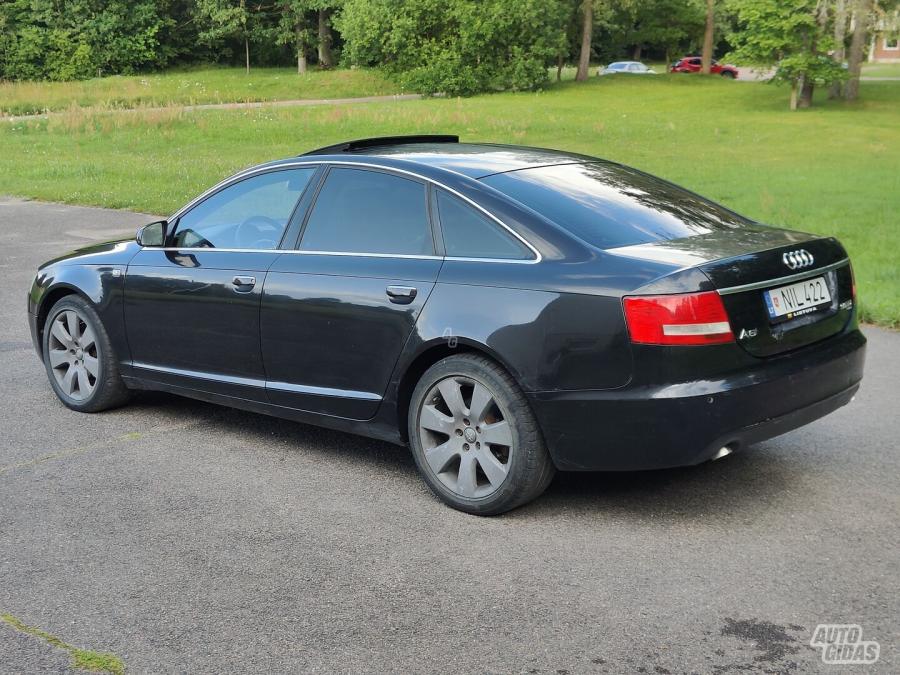 Black Audi A6 2004 in Vilnius, with an engine capacity of 3.00 L and mileage of 388 thousand km for 1999 €, photo 3 on AUTOMOTO.COM.LV